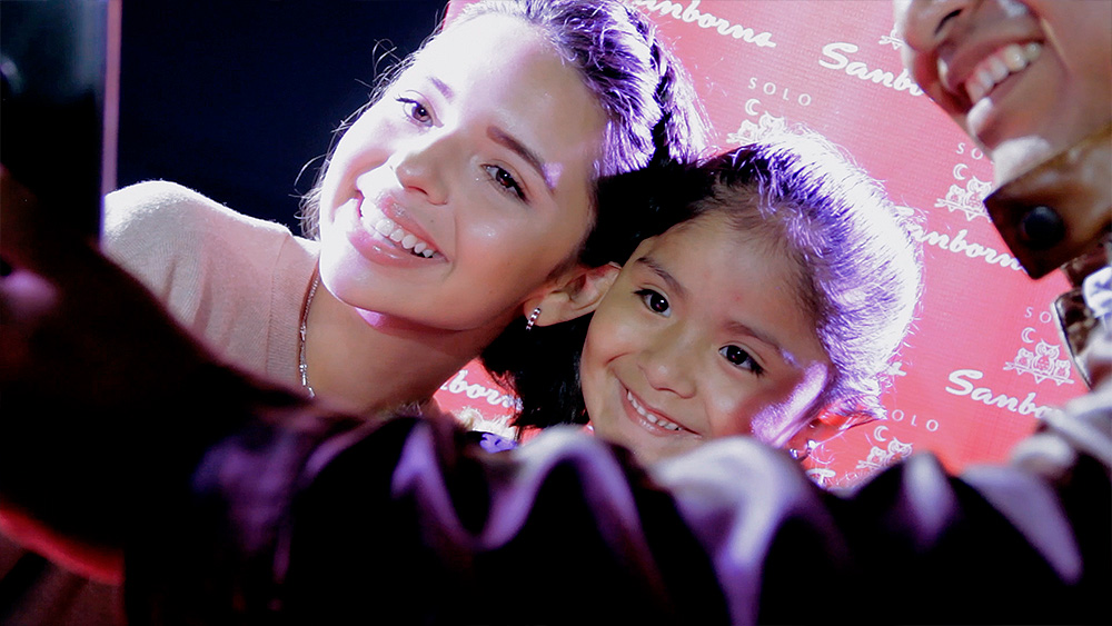 Ángela Aguilar en la portada de Showcase junio de 2020